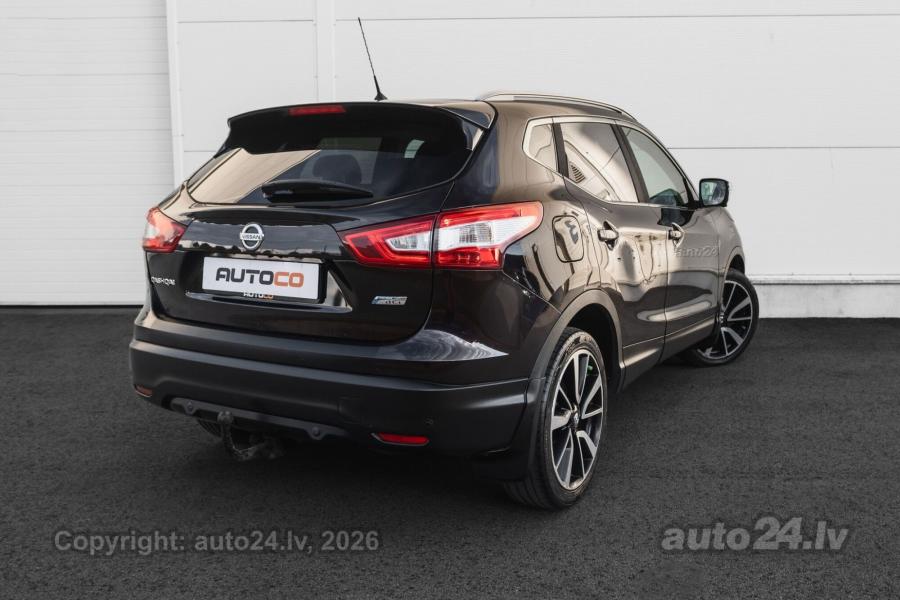 Violets Nissan Qashqai 2014 Tallina, ar dzinēja tilpumu 0.00 L un nobraukumu 261 tūkst. km par 8999 €, foto 9 vietnē AUTOMOTO.COM.LV