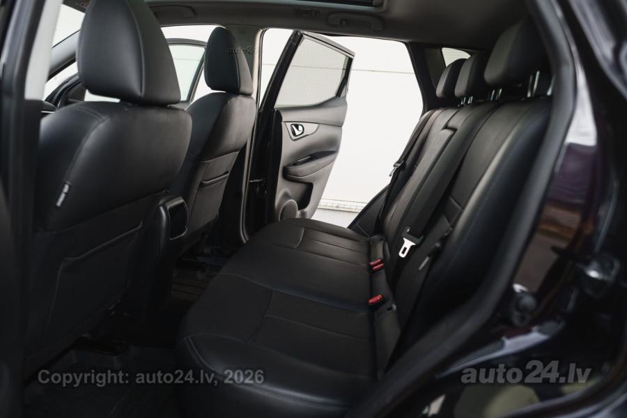 Violets Nissan Qashqai 2014 Tallina, ar dzinēja tilpumu 0.00 L un nobraukumu 261 tūkst. km par 8999 €, foto 15 vietnē AUTOMOTO.COM.LV