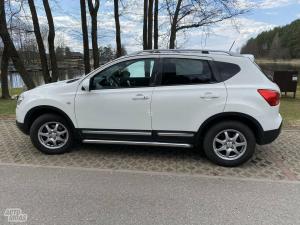 Balts Nissan Qashqai 2009 Ignalina, ar dzinēja tilpumu 2.00 L un nobraukumu 302 tūkst. km par 5850 €, foto  vietnē AUTOMOTO.COM.LV