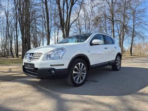 Balts Nissan Qashqai 2009 Vilkaviškis, ar dzinēja tilpumu 2.00 L un nobraukumu 203 tūkst. km par 5200 €, foto  vietnē AUTOMOTO.COM.LV