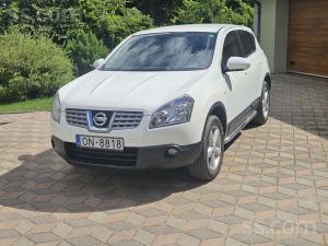 Balts Nissan Qashqai 2009 Talsi, ar dzinēja tilpumu 1.50 L un nobraukumu 196 tūkst. km par 4950 €, foto 3 vietnē AUTOMOTO.COM.LV