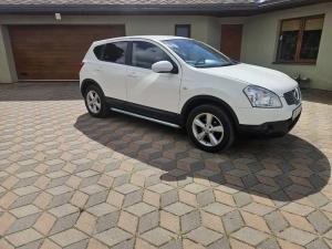 Balts Nissan Qashqai 2009 Talsi, ar dzinēja tilpumu 1.50 L un nobraukumu 196 tūkst. km par 4750 €, foto  vietnē AUTOMOTO.COM.LV