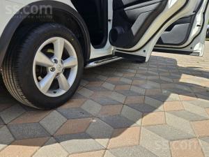 Balts Nissan Qashqai 2009 Talsi, ar dzinēja tilpumu 1.50 L un nobraukumu 196 tūkst. km par 4750 €, foto 7 vietnē AUTOMOTO.COM.LV