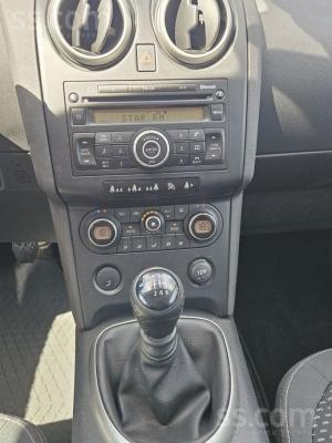 Balts Nissan Qashqai 2009 Talsi, ar dzinēja tilpumu 1.50 L un nobraukumu 196 tūkst. km par 4750 €, foto 13 vietnē AUTOMOTO.COM.LV