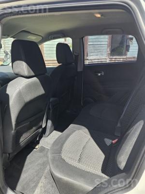 Balts Nissan Qashqai 2009 Talsi, ar dzinēja tilpumu 1.50 L un nobraukumu 196 tūkst. km par 4750 €, foto 16 vietnē AUTOMOTO.COM.LV