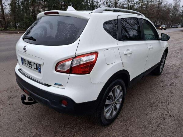 Balts Nissan Qashqai 2010 Tauragė, ar dzinēja tilpumu 1.46 L un nobraukumu 238 tūkst. km par 4500 €, foto 3 vietnē AUTOMOTO.COM.LV