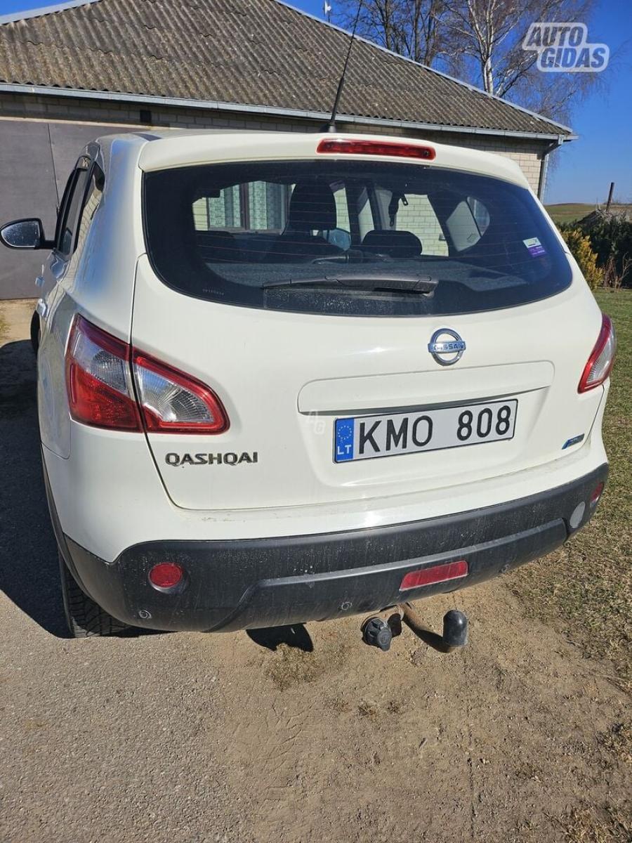 Balts Nissan Qashqai 2010 Marijampole, ar dzinēja tilpumu 1.50 L un nobraukumu 250 tūkst. km par 4490 €, foto 8 vietnē AUTOMOTO.COM.LV