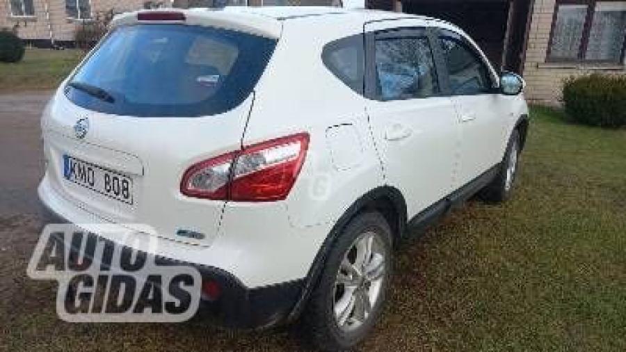 Balts Nissan Qashqai 2010 Marijampole, ar dzinēja tilpumu 1.50 L un nobraukumu 250 tūkst. km par 4490 €, foto 10 vietnē AUTOMOTO.COM.LV