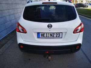 White Nissan Qashqai 2010 in Klaipeda, with an engine capacity of 2.00 L and mileage of 198 thousand km for 5590 €, photo 6 on AUTOMOTO.COM.LV