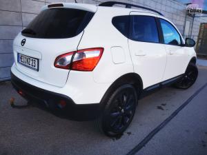 White Nissan Qashqai 2010 in Klaipeda, with an engine capacity of 2.00 L and mileage of 198 thousand km for 5590 €, photo 7 on AUTOMOTO.COM.LV