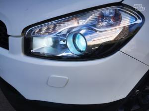 White Nissan Qashqai 2010 in Klaipeda, with an engine capacity of 2.00 L and mileage of 198 thousand km for 5590 €, photo 17 on AUTOMOTO.COM.LV