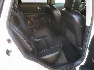 White Nissan Qashqai 2010 in Klaipeda, with an engine capacity of 2.00 L and mileage of 198 thousand km for 5590 €, photo 24 on AUTOMOTO.COM.LV