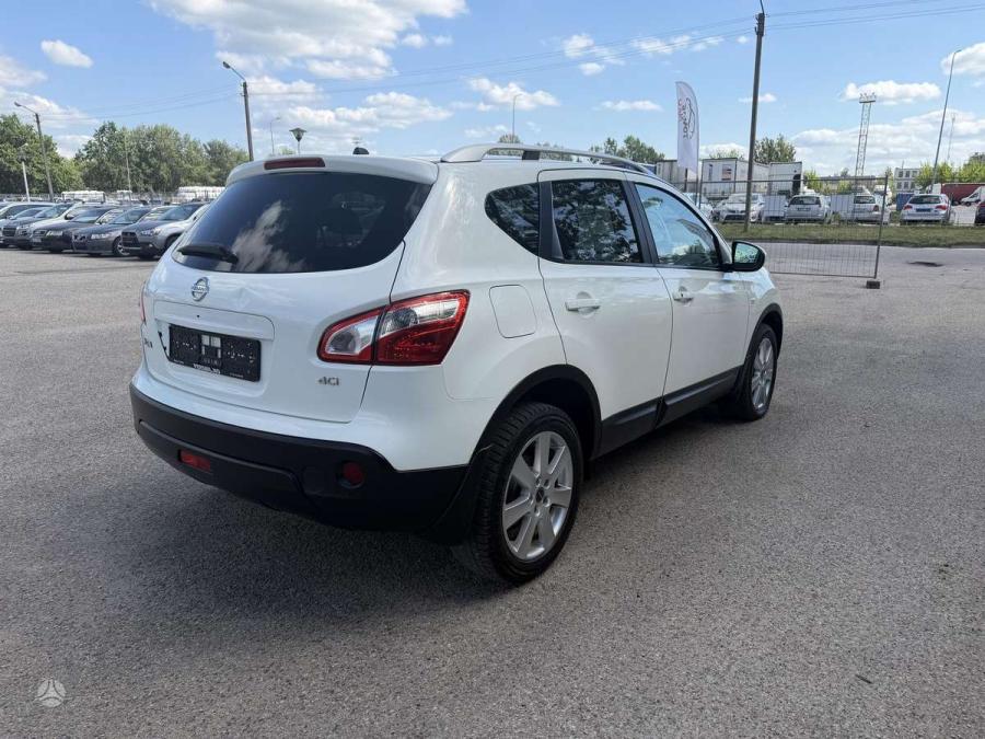Balts Nissan Qashqai 2010 Marijampole, ar dzinēja tilpumu 1.46 L un nobraukumu 20 tūkst. km par 4350 €, foto 4 vietnē AUTOMOTO.COM.LV