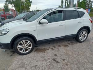 Balts Nissan Qashqai 2010 Tauragė, ar dzinēja tilpumu 1.50 L un nobraukumu 280 tūkst. km par 3900 €, foto 3 vietnē AUTOMOTO.COM.LV