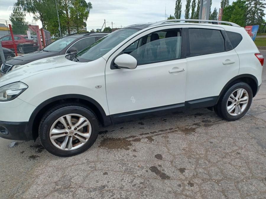 Balts Nissan Qashqai 2010 Tauragė, ar dzinēja tilpumu 1.50 L un nobraukumu 280 tūkst. km par 3900 €, foto 3 vietnē AUTOMOTO.COM.LV