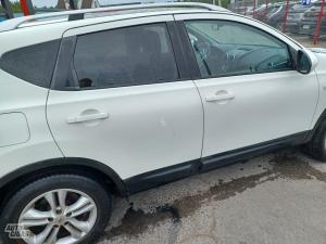 Balts Nissan Qashqai 2010 Tauragė, ar dzinēja tilpumu 1.50 L un nobraukumu 280 tūkst. km par 3900 €, foto 6 vietnē AUTOMOTO.COM.LV
