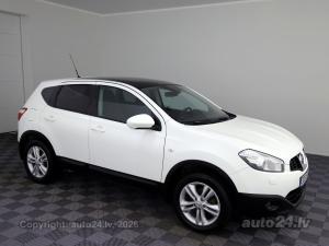 White Nissan Qashqai 2010 in Tallinn, with an engine capacity of 1.60 L and mileage of 268 thousand km for 2499 €, photo  on AUTOMOTO.COM.LV