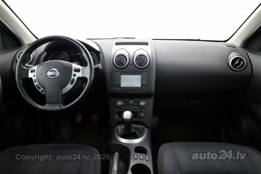 Белый Ниссан Кашкай 2010 в Таллин, объемом двигателя 1.60 л и пробегом 268 тыс. км за 2499 €, фото 6 на AUTOMOTO.COM.LV