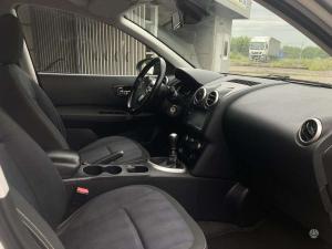 Balts Nissan Qashqai 2010 Marijampole, ar dzinēja tilpumu 1.46 L un nobraukumu 247 tūkst. km par 3899 €, foto 19 vietnē AUTOMOTO.COM.LV