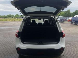 Balts Nissan Qashqai 2010 Marijampole, ar dzinēja tilpumu 1.46 L un nobraukumu 247 tūkst. km par 3899 €, foto 24 vietnē AUTOMOTO.COM.LV