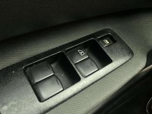 Balts Nissan Qashqai 2010 Marijampole, ar dzinēja tilpumu 1.46 L un nobraukumu 247 tūkst. km par 3899 €, foto 35 vietnē AUTOMOTO.COM.LV
