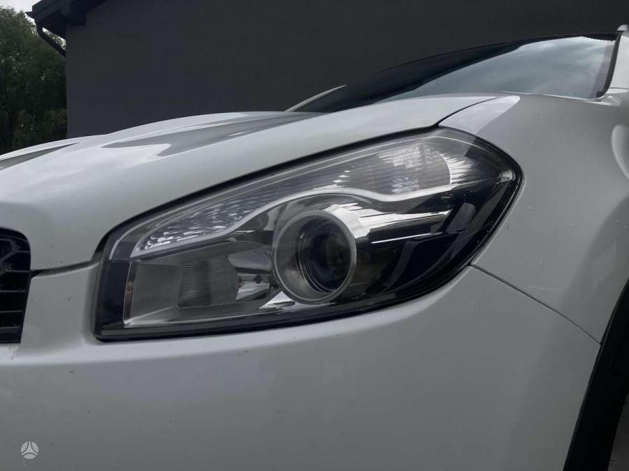 Balts Nissan Qashqai 2010 Marijampole, ar dzinēja tilpumu 1.46 L un nobraukumu 247 tūkst. km par 3899 €, foto 39 vietnē AUTOMOTO.COM.LV