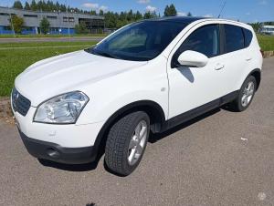 Balts Nissan Qashqai 2010 Panevēža, ar dzinēja tilpumu 1.46 L un nobraukumu 246 tūkst. km par 3400 €, foto  vietnē AUTOMOTO.COM.LV