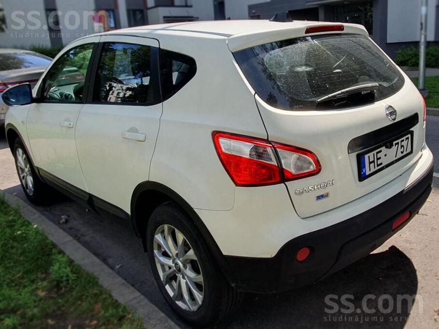 Белый Ниссан Кашкай 2010 в Рига, объемом двигателя 1.50 л и пробегом 198 тыс. км за 4900 €, фото 10 на AUTOMOTO.COM.LV