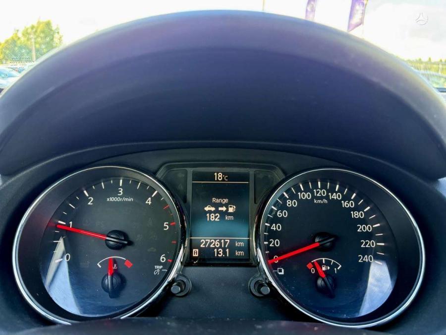 Balts Nissan Qashqai 2010 Panevēža, ar dzinēja tilpumu 1.46 L un nobraukumu 273 tūkst. km par 4500 €, foto 13 vietnē AUTOMOTO.COM.LV