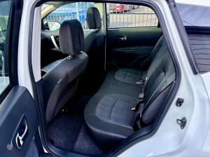 Balts Nissan Qashqai 2010 Panevēža, ar dzinēja tilpumu 1.46 L un nobraukumu 273 tūkst. km par 4500 €, foto 18 vietnē AUTOMOTO.COM.LV