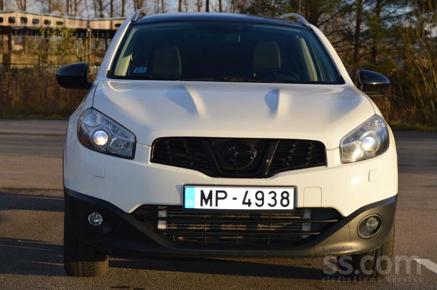 Balts Nissan Qashqai 2011 Rīga, ar dzinēja tilpumu 2.00 L un nobraukumu 277 tūkst. km par 6900 €, foto 3 vietnē AUTOMOTO.COM.LV