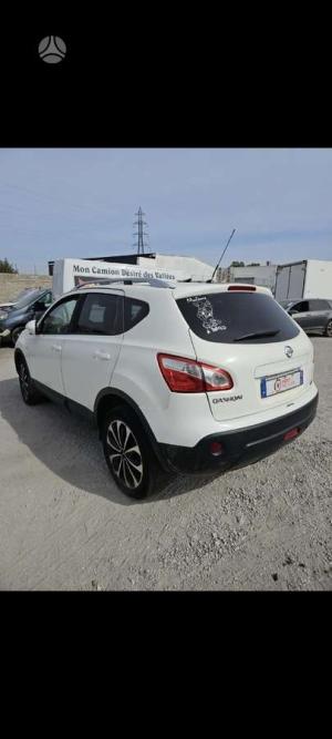 Balts Nissan Qashqai 2011 Viļņa, ar dzinēja tilpumu 1.46 L un nobraukumu 170 tūkst. km par 3650 €, foto 2 vietnē AUTOMOTO.COM.LV