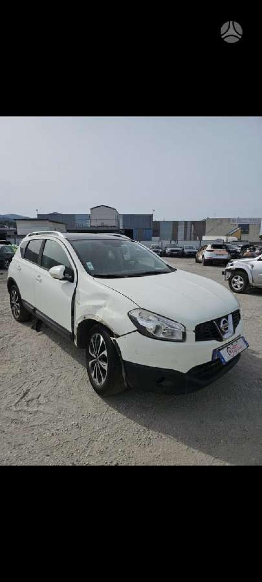 Balts Nissan Qashqai 2011 Viļņa, ar dzinēja tilpumu 1.46 L un nobraukumu 170 tūkst. km par 3650 €, foto 4 vietnē AUTOMOTO.COM.LV