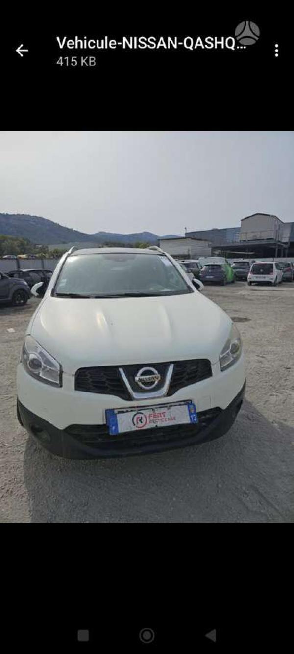 White Nissan Qashqai 2011 in Vilnius, with an engine capacity of 1.46 L and mileage of 170 thousand km for 3650 €, photo 6 on AUTOMOTO.COM.LV
