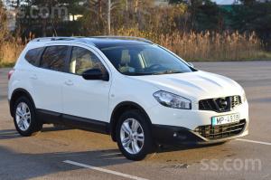 White Nissan Qashqai 2011 in Riga, with an engine capacity of 2.00 L and mileage of 277 thousand km for 6100 €, photo  on AUTOMOTO.COM.LV