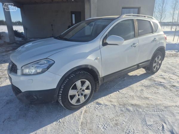 Balts Nissan Qashqai 2011 Klaipėda, ar dzinēja tilpumu 1.50 L un nobraukumu 205 tūkst. km par 4950 €, foto 1 vietnē AUTOMOTO.COM.LV