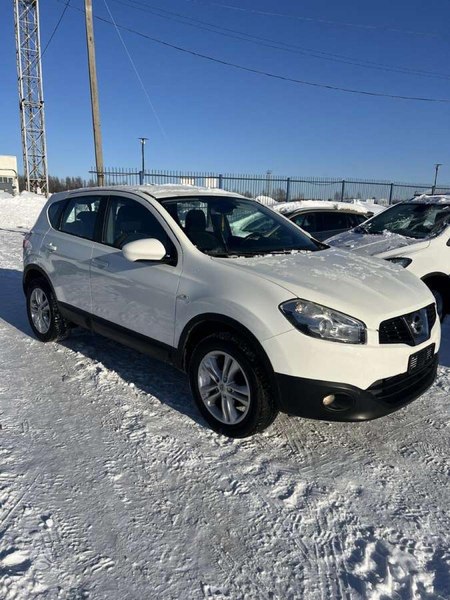 Balts Nissan Qashqai 2011 Panevēža, ar dzinēja tilpumu 1.46 L un nobraukumu 197 tūkst. km par 4800 €, foto 7 vietnē AUTOMOTO.COM.LV