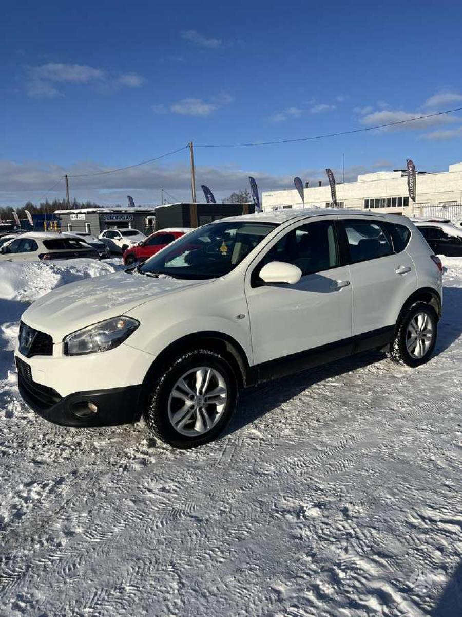 Balts Nissan Qashqai 2011 Panevēža, ar dzinēja tilpumu 1.46 L un nobraukumu 197 tūkst. km par 4800 €, foto 9 vietnē AUTOMOTO.COM.LV