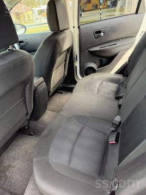 Balts Nissan Qashqai 2011 Jēkabpils, ar dzinēja tilpumu 2.00 L un nobraukumu 212 tūkst. km par 5700 €, foto 6 vietnē AUTOMOTO.COM.LV