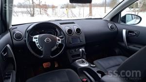 Белый Ниссан Кашкай 2011 в Лиепая, объемом двигателя 2.00 л и пробегом 283 тыс. км за 6000 €, фото 13 на AUTOMOTO.COM.LV