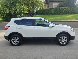 Balts Nissan Qashqai 2011 Jēkabpils, ar dzinēja tilpumu 1.50 L un nobraukumu 222 tūkst. km par 5990 €, foto 6 vietnē AUTOMOTO.COM.LV
