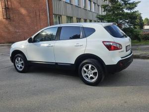 Balts Nissan Qashqai 2011 Jēkabpils, ar dzinēja tilpumu 1.50 L un nobraukumu 222 tūkst. km par 5990 €, foto 11 vietnē AUTOMOTO.COM.LV