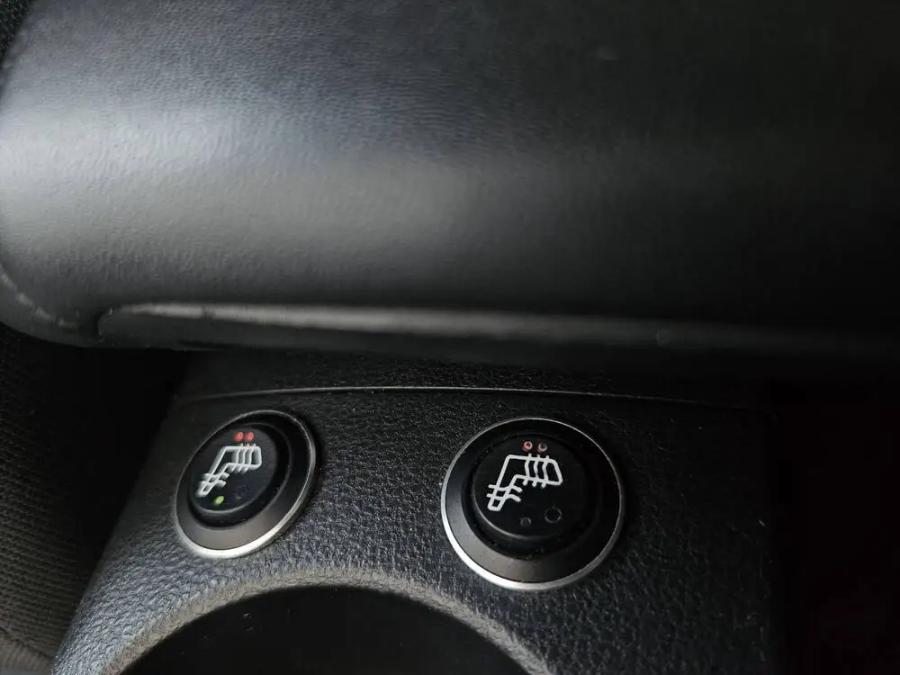 Balts Nissan Qashqai 2011 Jēkabpils, ar dzinēja tilpumu 1.50 L un nobraukumu 222 tūkst. km par 5990 €, foto 33 vietnē AUTOMOTO.COM.LV
