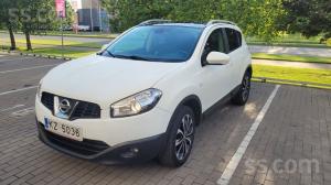 White Nissan Qashqai 2011 in Riga, with an engine capacity of 1.50 L and mileage of 315 thousand km for 4200 €, photo 3 on AUTOMOTO.COM.LV