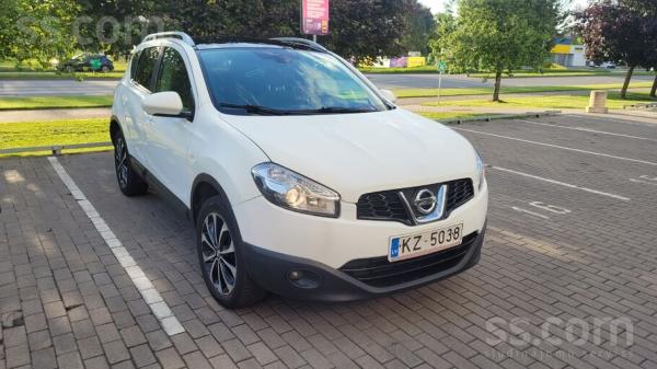 Balts Nissan Qashqai 2011 Rīga, ar dzinēja tilpumu 1.50 L un nobraukumu 315 tūkst. km par 4200 €, foto 1 vietnē AUTOMOTO.COM.LV