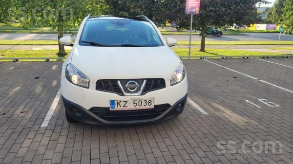 Balts Nissan Qashqai 2011 Rīga, ar dzinēja tilpumu 1.50 L un nobraukumu 315 tūkst. km par 4200 €, foto 3 vietnē AUTOMOTO.COM.LV
