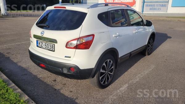 Balts Nissan Qashqai 2011 Rīga, ar dzinēja tilpumu 1.50 L un nobraukumu 315 tūkst. km par 4200 €, foto 6 vietnē AUTOMOTO.COM.LV