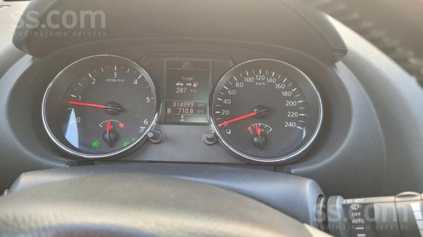 Balts Nissan Qashqai 2011 Rīga, ar dzinēja tilpumu 1.50 L un nobraukumu 315 tūkst. km par 4200 €, foto 10 vietnē AUTOMOTO.COM.LV
