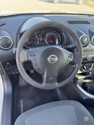Balts Nissan Qashqai 2011 Tauragė, ar dzinēja tilpumu 1.46 L un nobraukumu 310 tūkst. km par 3400 €, foto 12 vietnē AUTOMOTO.COM.LV