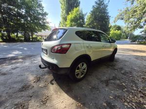 Balts Nissan Qashqai 2011 Viļņa, ar dzinēja tilpumu 1.46 L un nobraukumu 305 tūkst. km par 2650 €, foto 10 vietnē AUTOMOTO.COM.LV